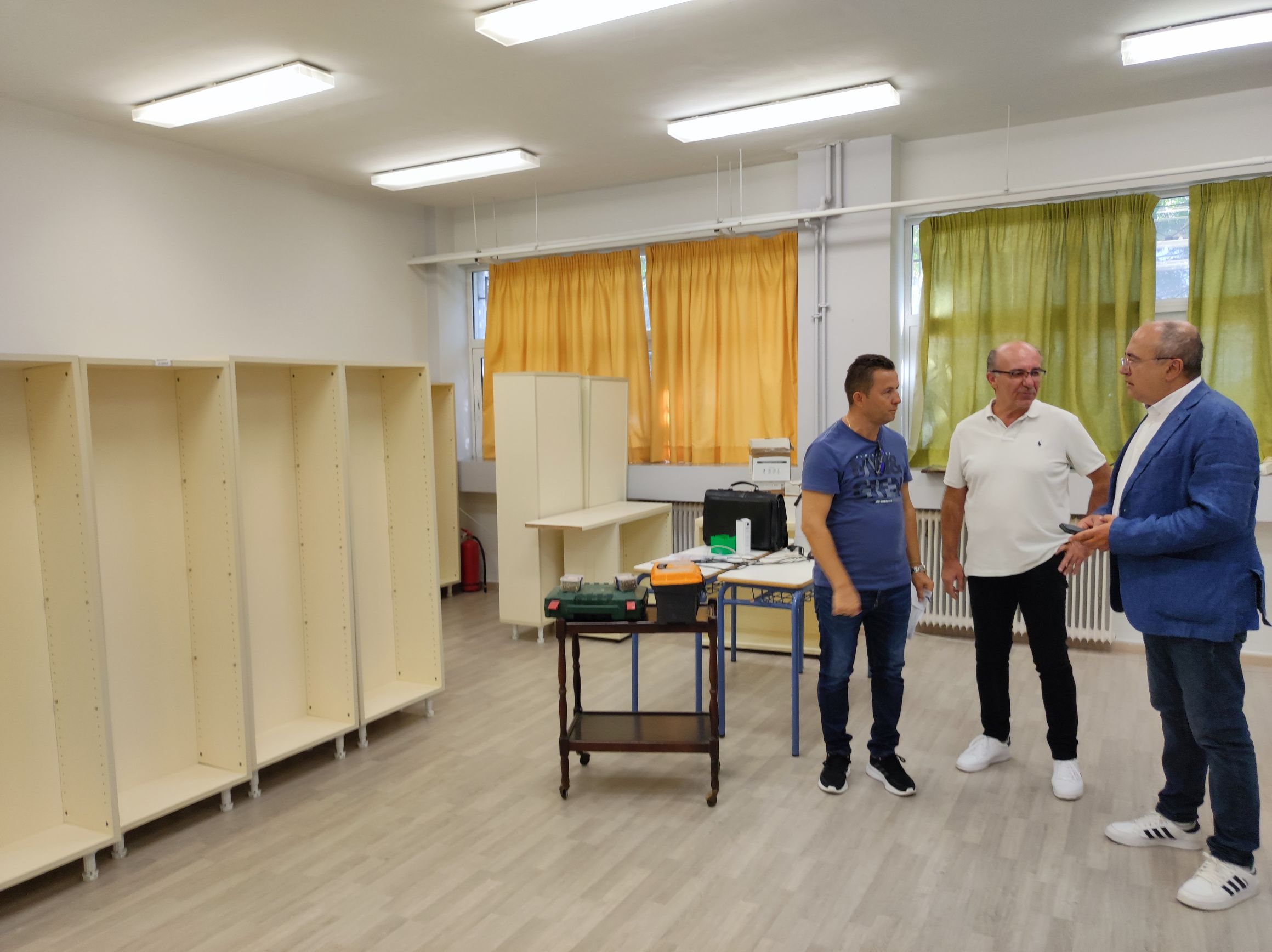 Νέα σχολική βιβλιοθήκη στο 2ο Λύκειο Ηρακλείου Αττικής | XΤΥΠΟΣ online