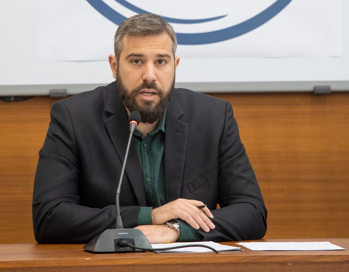 Η ομιλία του Δημάρχου Πετρούπολης σε συνέντευξη Τύπου παρουσία της ...
