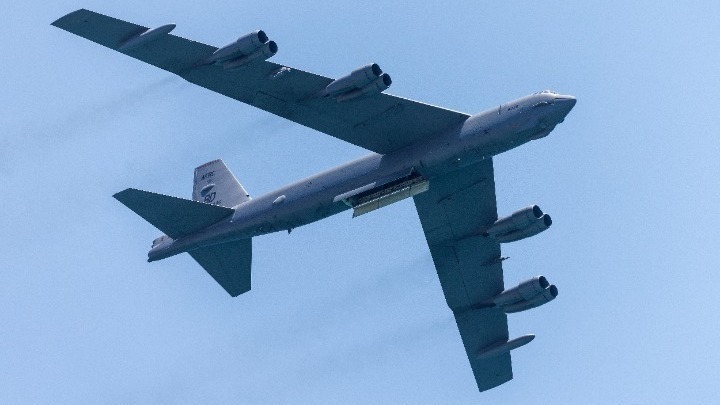 Συντριβή B-52 στην Καλιφόρνια: Οκτώ νεκροί μετά την απογείωση | XΤΥΠΟΣ ...